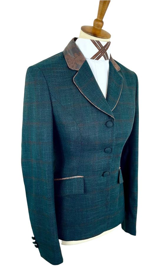 Hunt Coats – Custom Collars Boutique